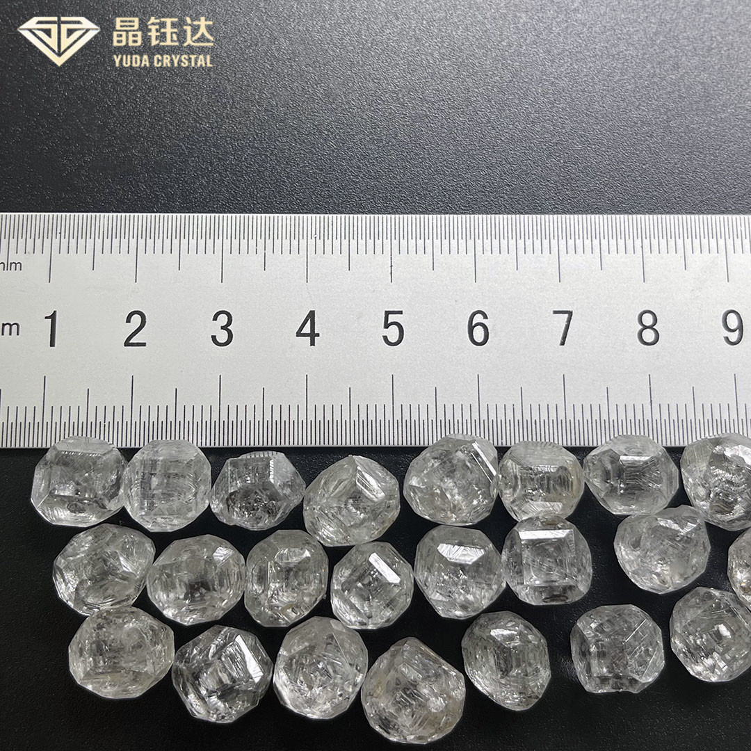 Synthetic HPHT Rough Laboratory Created Diamonds SI Clarity DEF Color